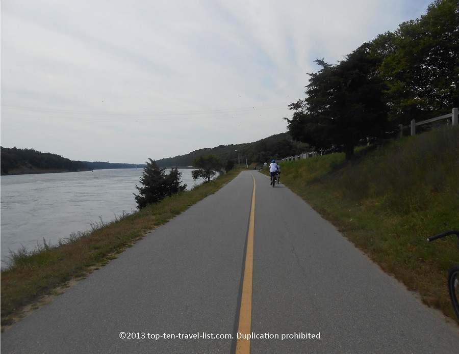 25 Bike Paths with a Fabulous View